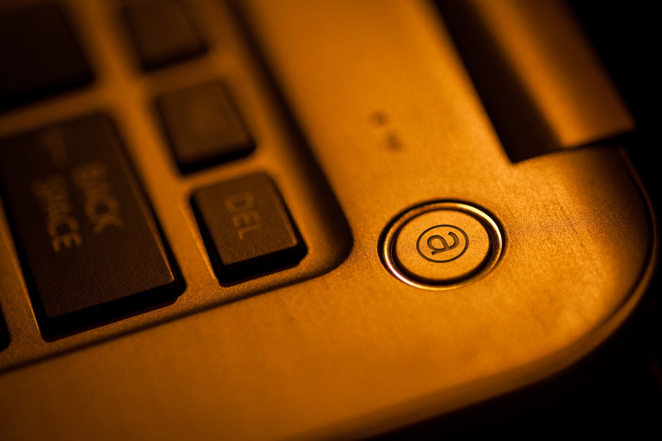 How AlphaBay has quietly become the king of the dark web marketplace ...