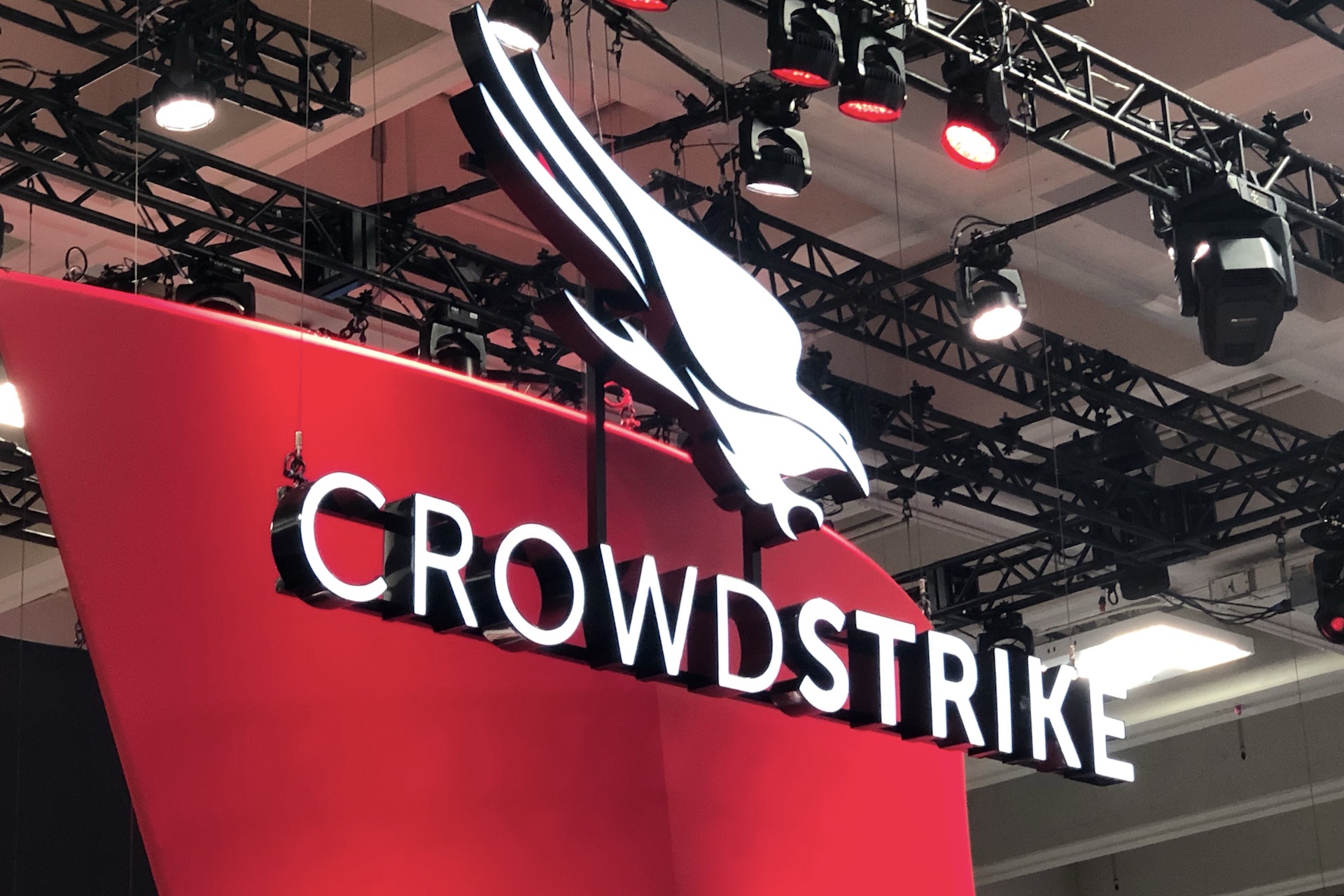 Microsoft alerts CrowdStrike of hackers' attempted break-in | CyberScoop