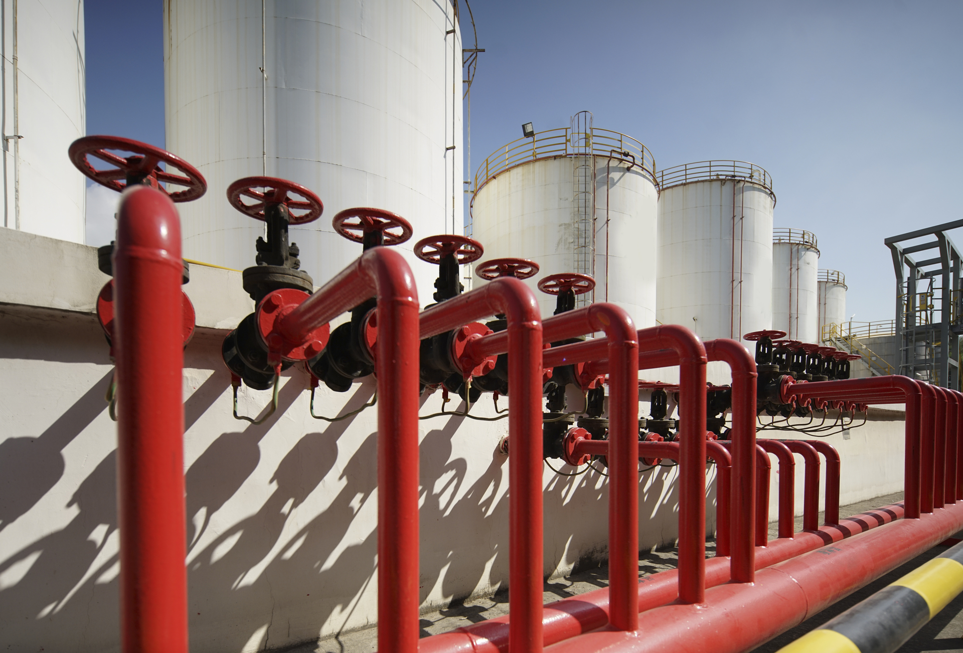 Automatic tank gauge vendors alerted of software vulnerabilities in ...