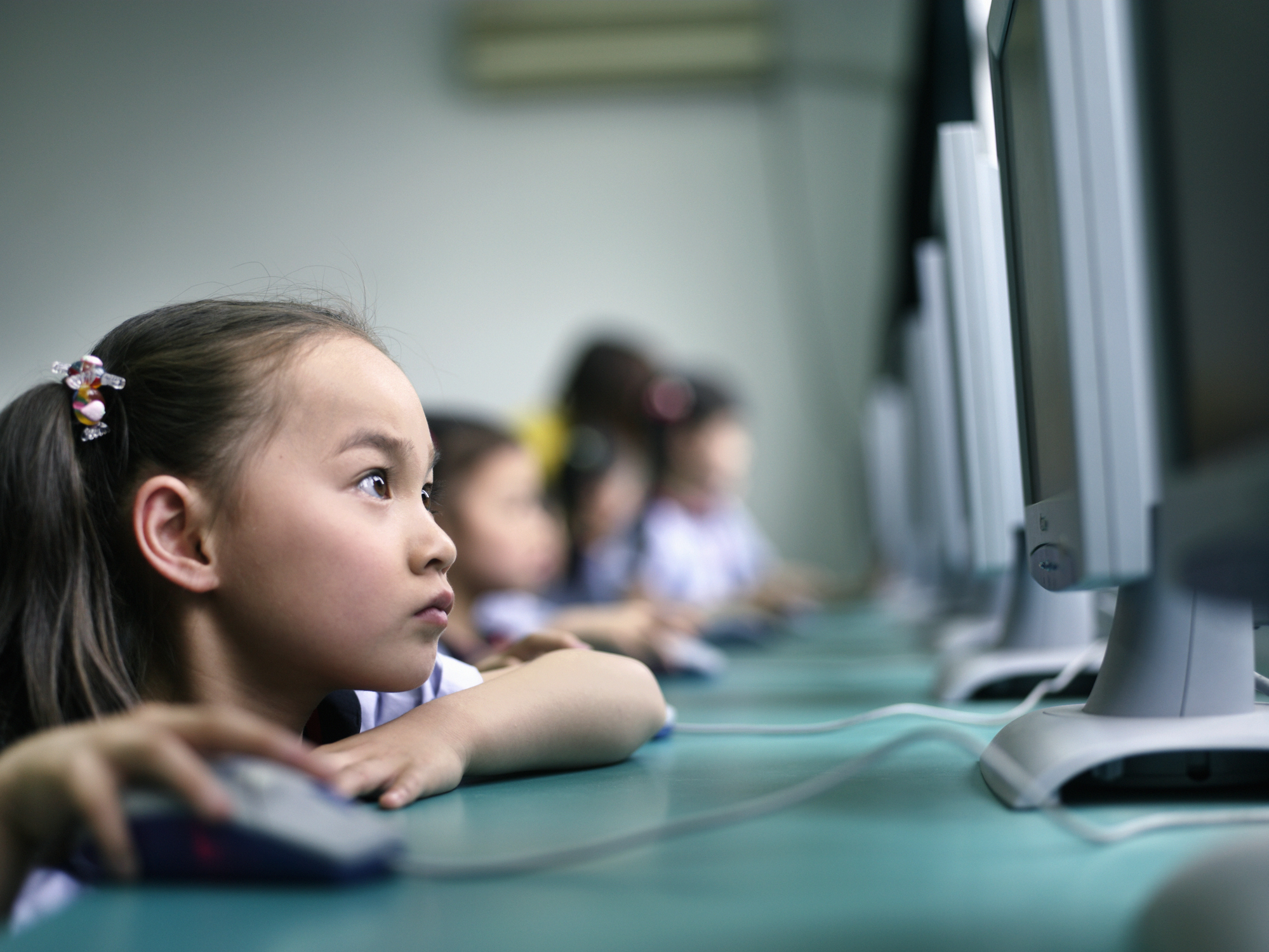 Most apps used in US classrooms share students' personal data with ...